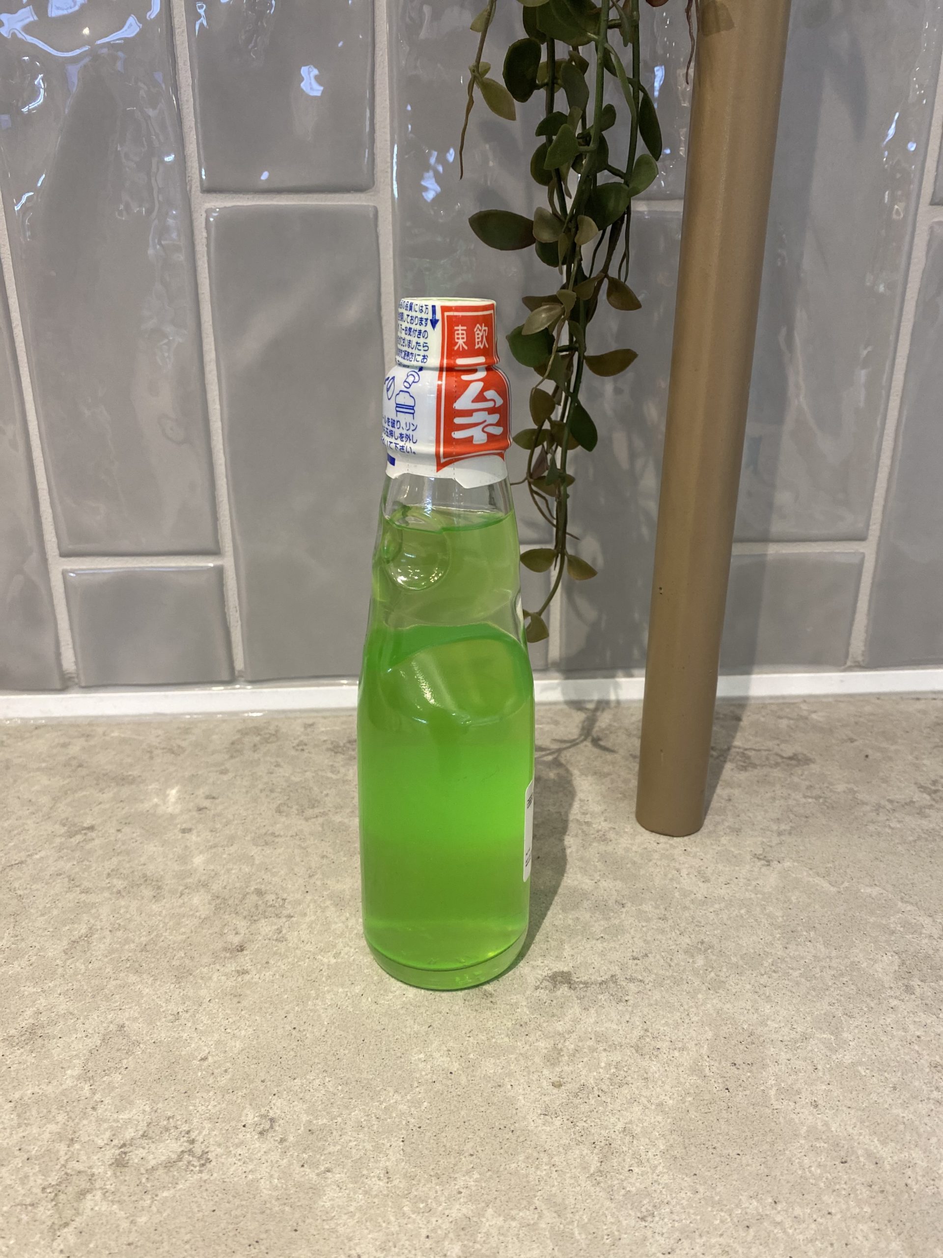 Ramune Soda Drink – Melon Flavour 200ml | Maguro Bar Ramune Soda Drink – Melon Flavour 200ml | Maguro Bar